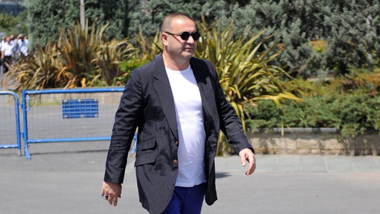 Oyuncu Şafak Sezer öldü mü, yaşıyor mu? Sağlık durumu nasıl? - Dünya ...